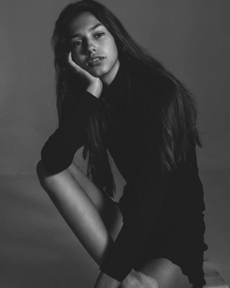 Anna Nikolova | Blow Models