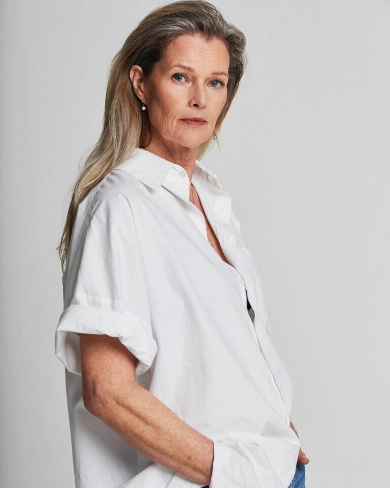 Manous | Blow Models