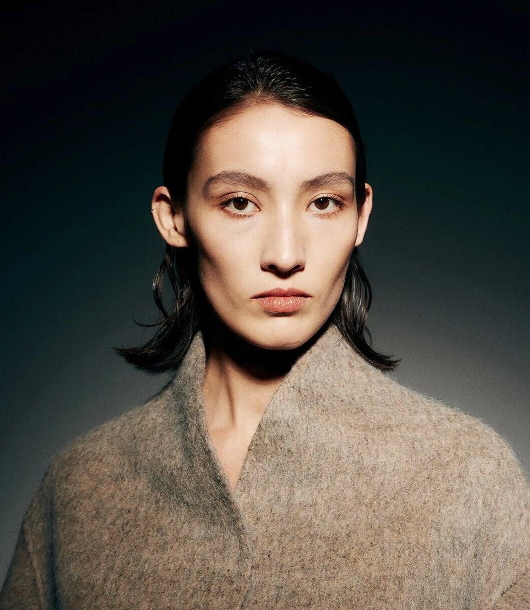 Anna Ev | Blow Models
