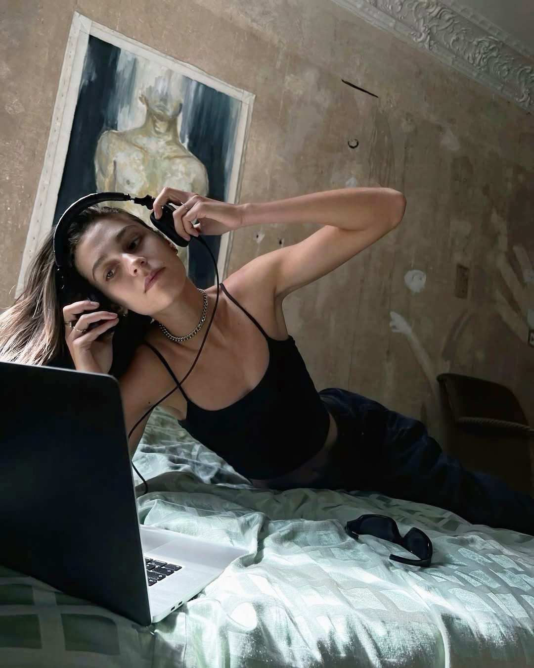 ANNA LI | Blow Models